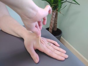 What is hypermobility? Signs and symptoms of HSD and EDS-HT - College ...